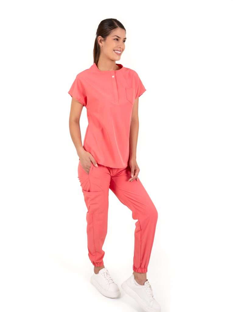 Scrubs dama cuello redondo color rosa suave - MDZ uniformes